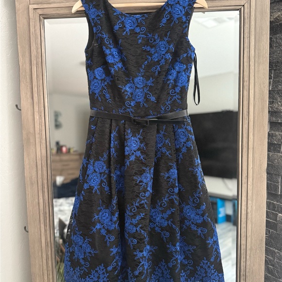 aliza | Dresses | Aliza J Elegant Black And Blue Floral Dress | Poshmark